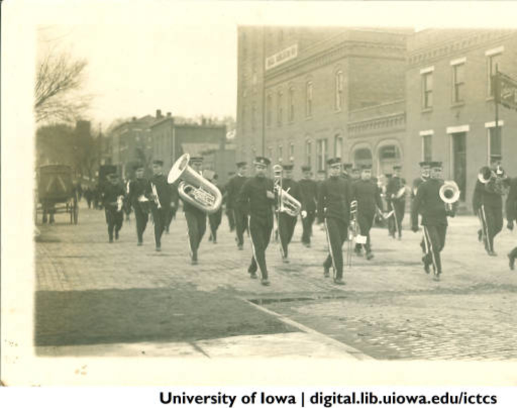 History | Homecoming - The University of Iowa